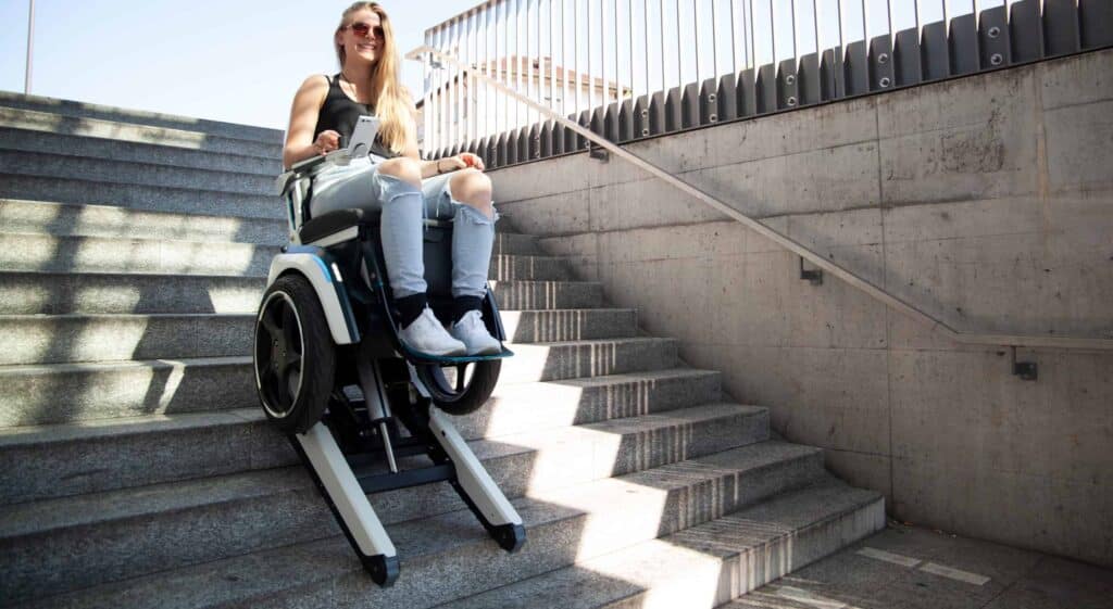 Spezial Rollstühle - Clevr Mobility